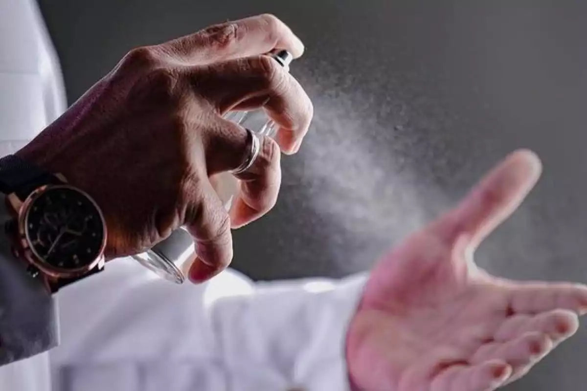 Pourquoi un parfum marque-t-il davantage ? – Maison Diaphane